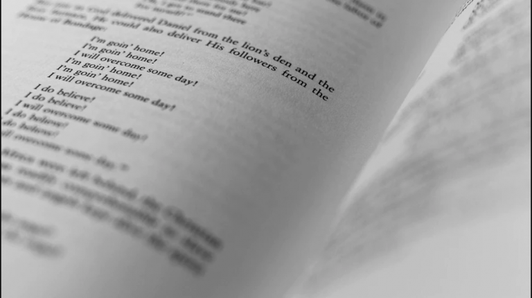 10 Langkah Mudah Jadi Penulis untuk Pemula - Mizanstore Blog